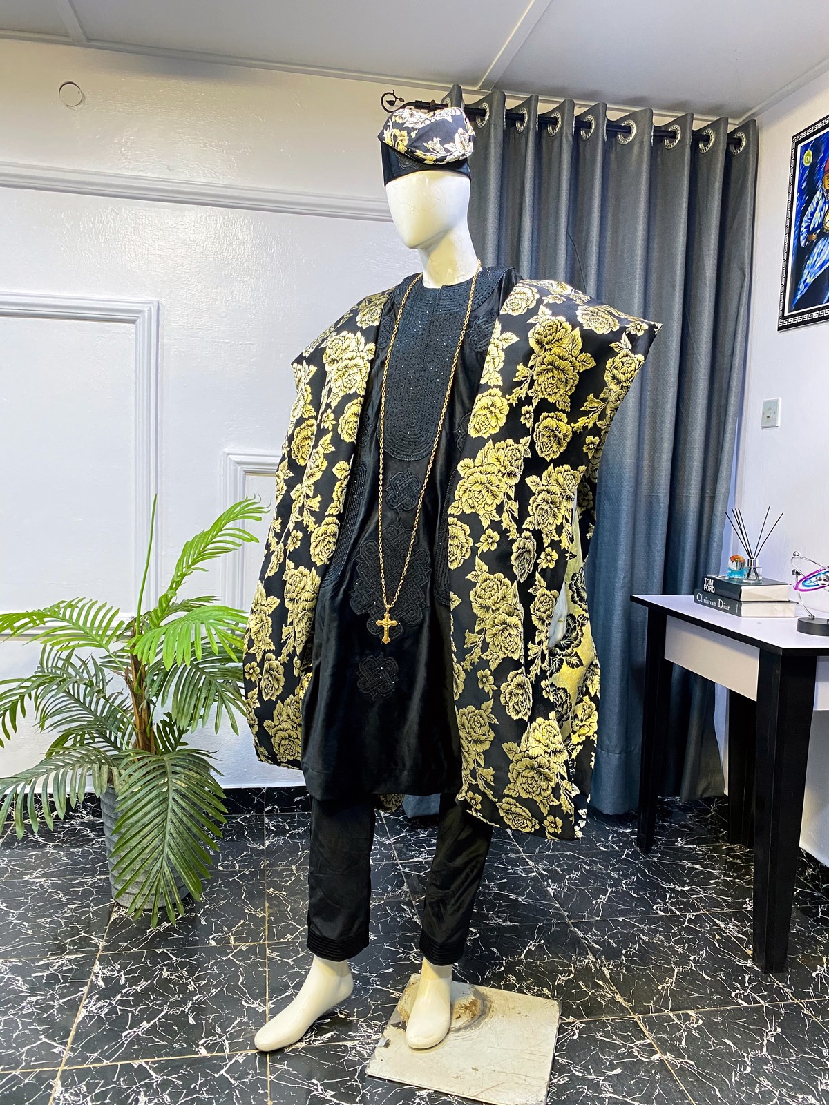 A BLACK VELVET/DAMASK Agbada set by mrjaycouture - Men Traditional Clot ...